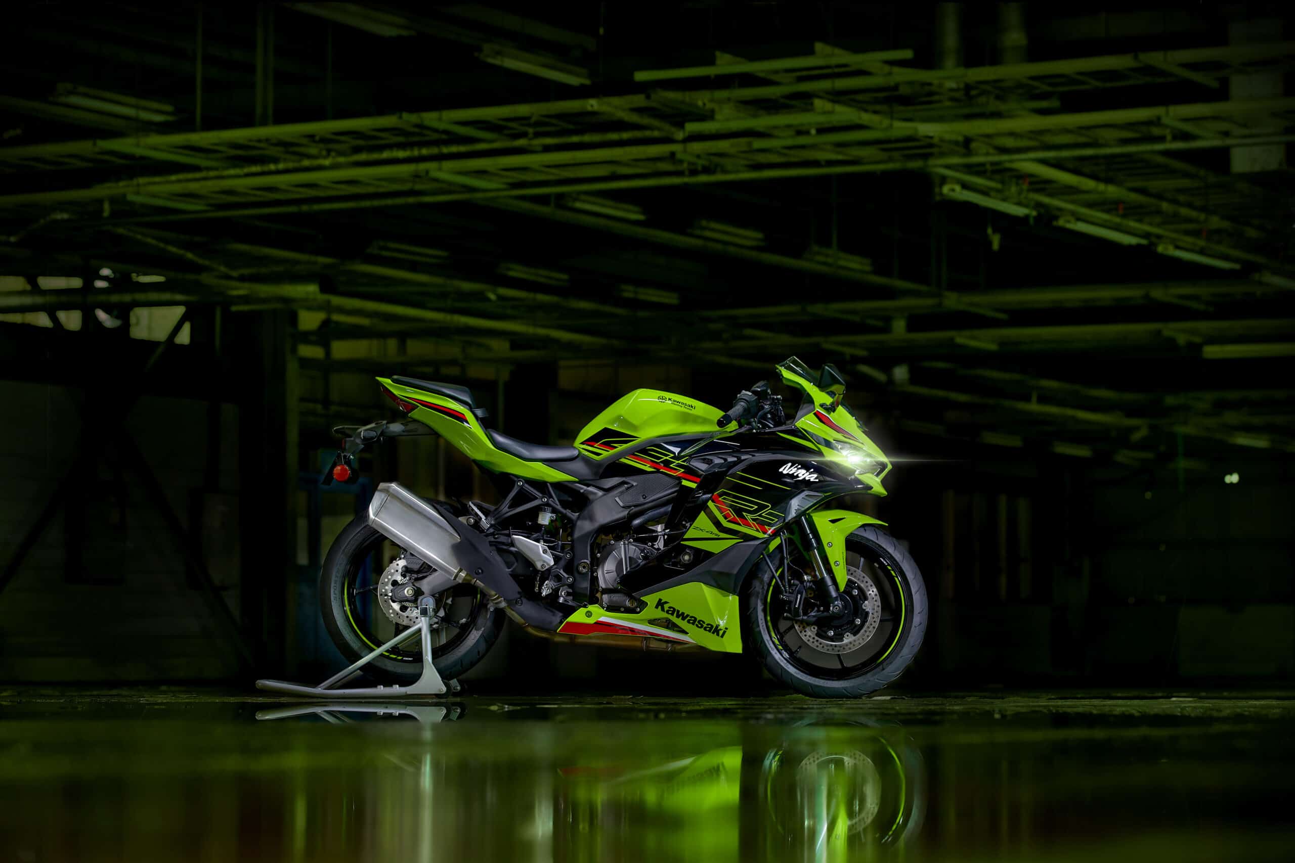 Kawasaki onthult nieuwe Ninja ZX-4R viercilinder Supersport - Friese ...
